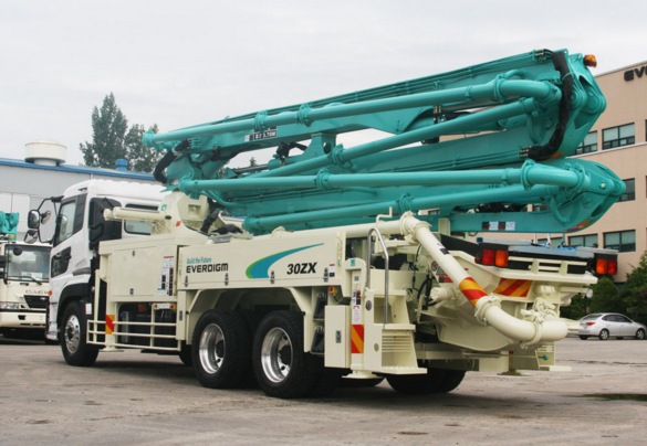 Everdigm Boom Pump Truck ECP30ZX - KNN Cambodia